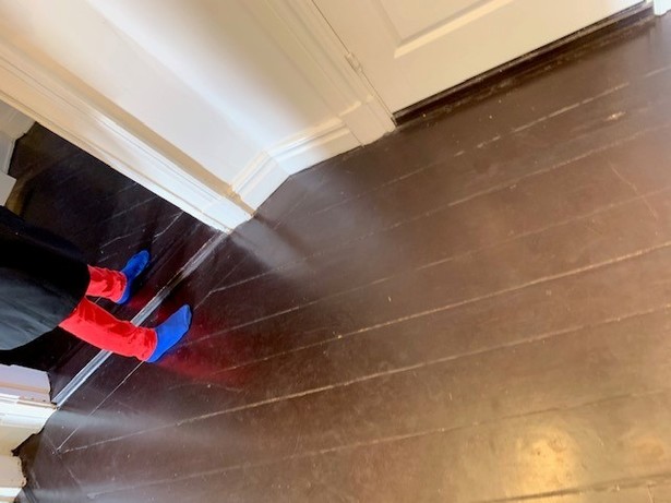 Slipa och olja golv samt trappa i Mölndal – Servicefinder – Arkiv