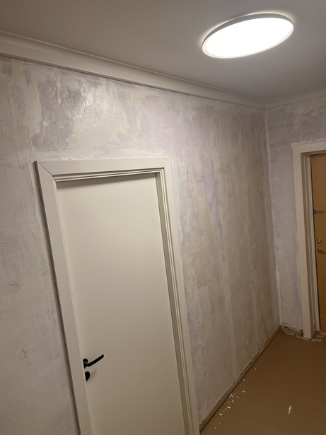 Spackla och måla innerväggar och tak samt sätta upp gipsplattor och ...